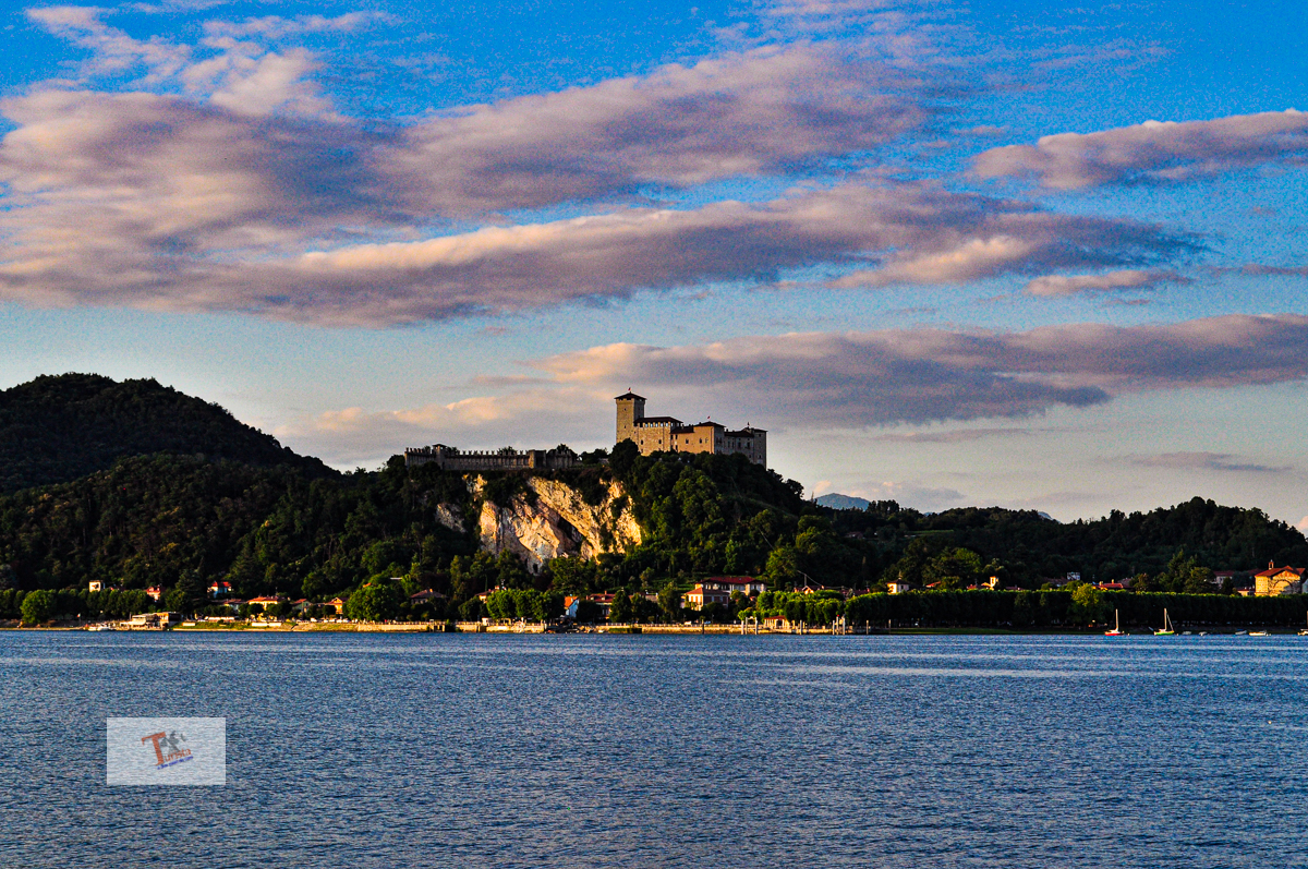 La Rocca di Angera, un castello per bambole e giocattoli – Turista a ...