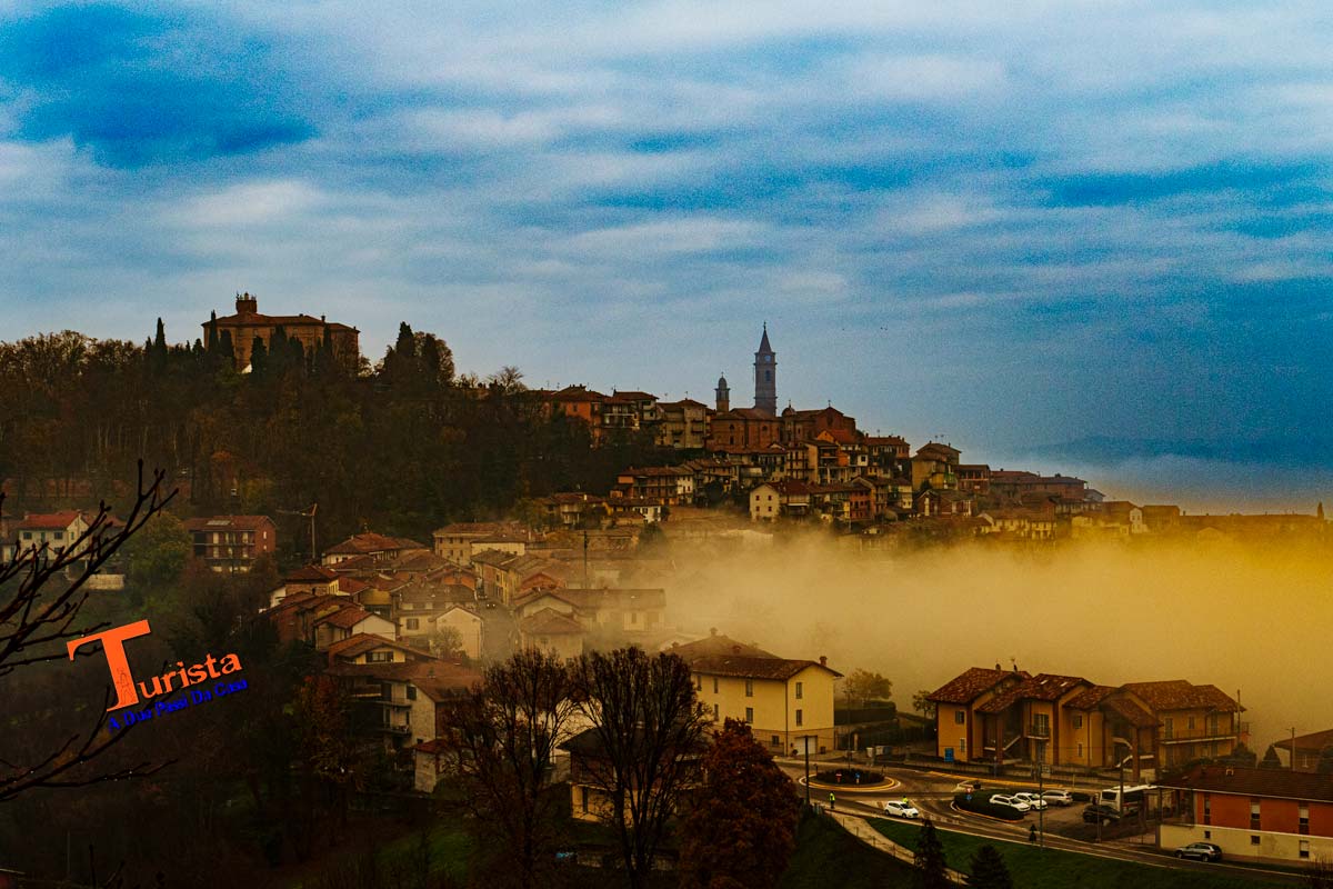 Govone, il borgo del vino e del magico paese del Natale – Turista a Due ...